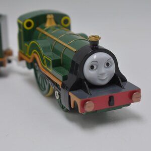 Thomas & Friends | Toys | Emily Motorized Tender Trackmaster Battery ...